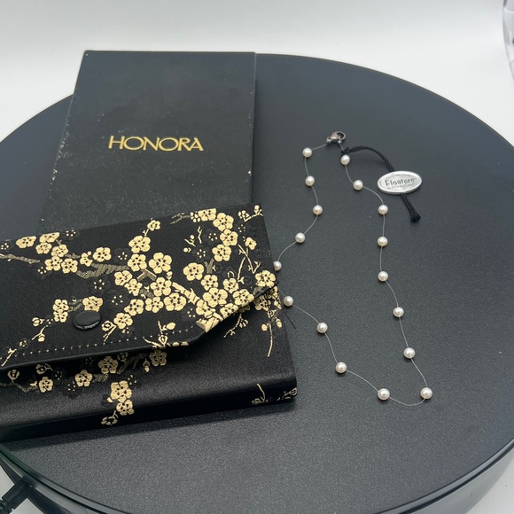 Honora | Jewelry | Honora Pearls Black And Gold Floral Jewelry Holder ...